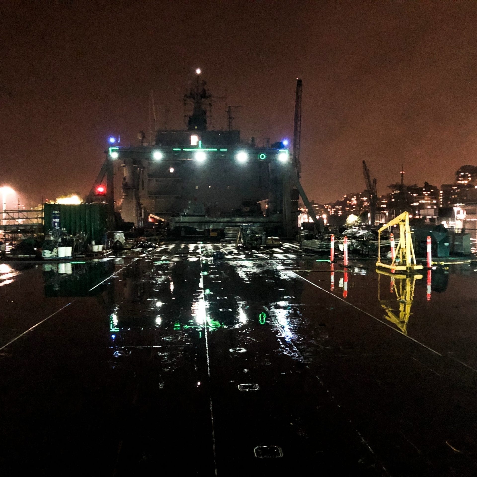 HMAS Choules VLA - Aeronautical & General Instruments (AGI) Ltd.